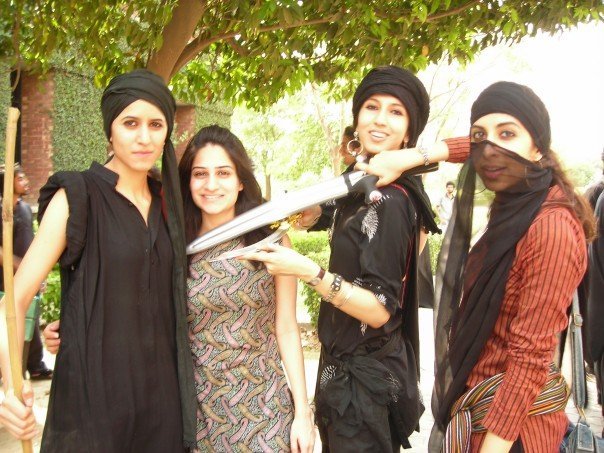 The Only Guide You’ll Ever Need to Survive Daaku Day – MangoBaaz